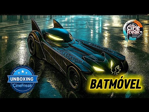 Unboxing e a customização do Batmóvel que acompanha o playset Mini Batcaverna