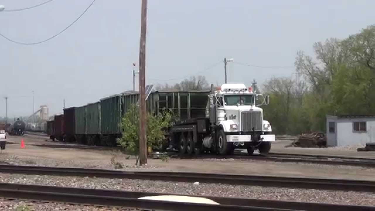 HIGH RAIL PULLING FULL TIE/BALLAST CARS TRAIN LOCOMOTIVE - YouTube