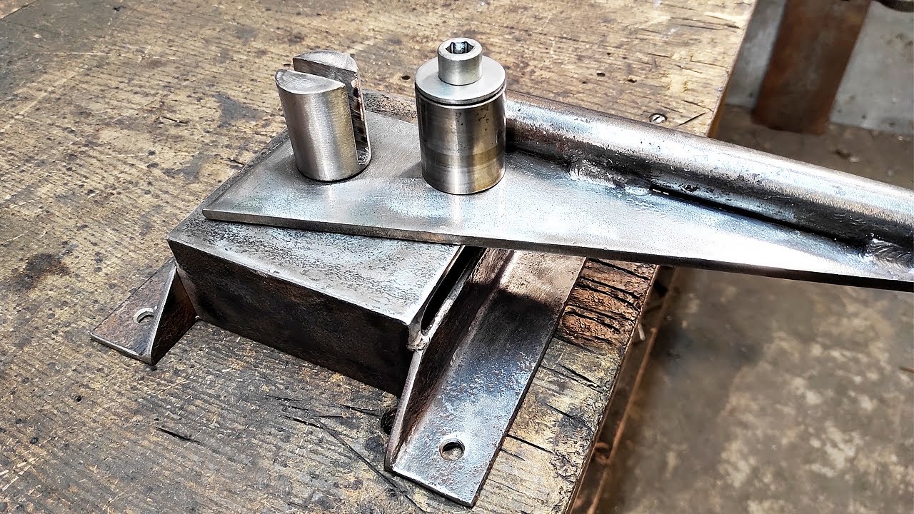 NEW IDEA!! EXCELLENT MANUAL MACHINE FOR BENDING METAL WITH YOUR HANDS ...