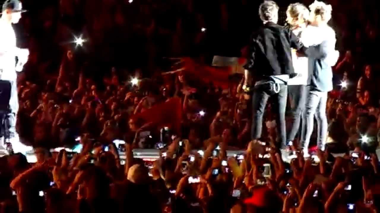 One Direction Instagram Questions - Buenos Aires, Argentina, 040514 ...