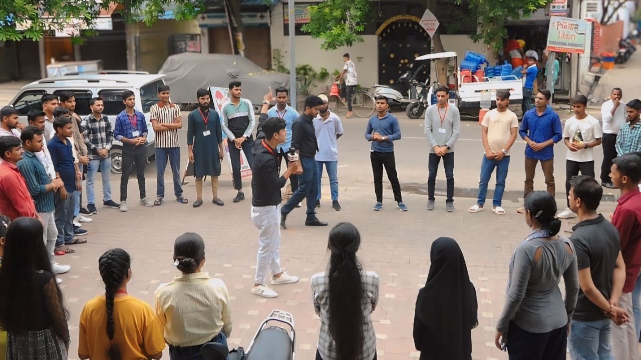 Outdoor public speaking | How to be confident | Public Speaking ...