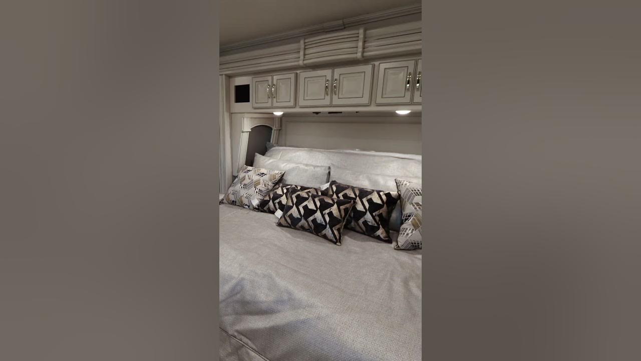 2025 Fleetwood RV Discovery 38W | MCKEE RV - YouTube