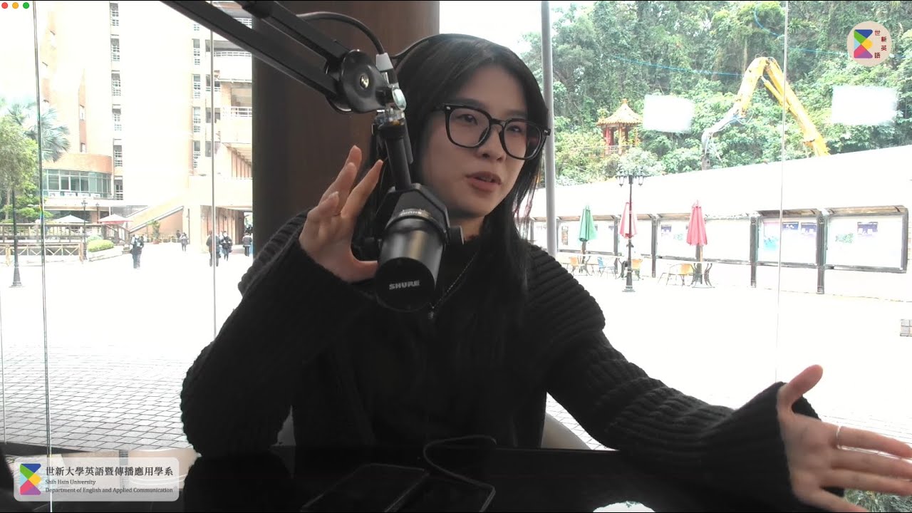 【世新英語 圓桌播客室 Luke, Alvin, & Whatnot】Season02 Episode05: Do You Prefer Movies to TV Series? - YouTube