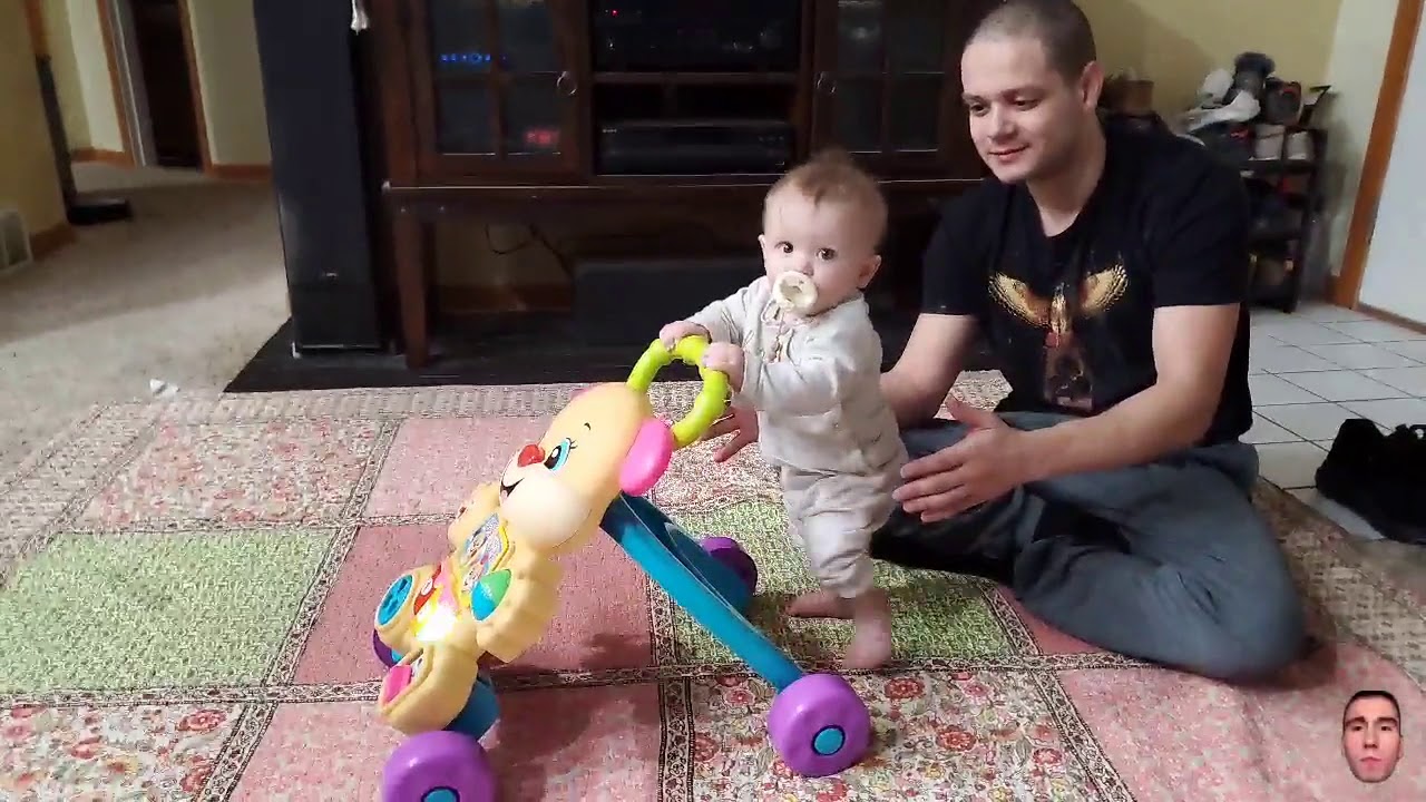 erobb's daughter takes her first steps - YouTube
