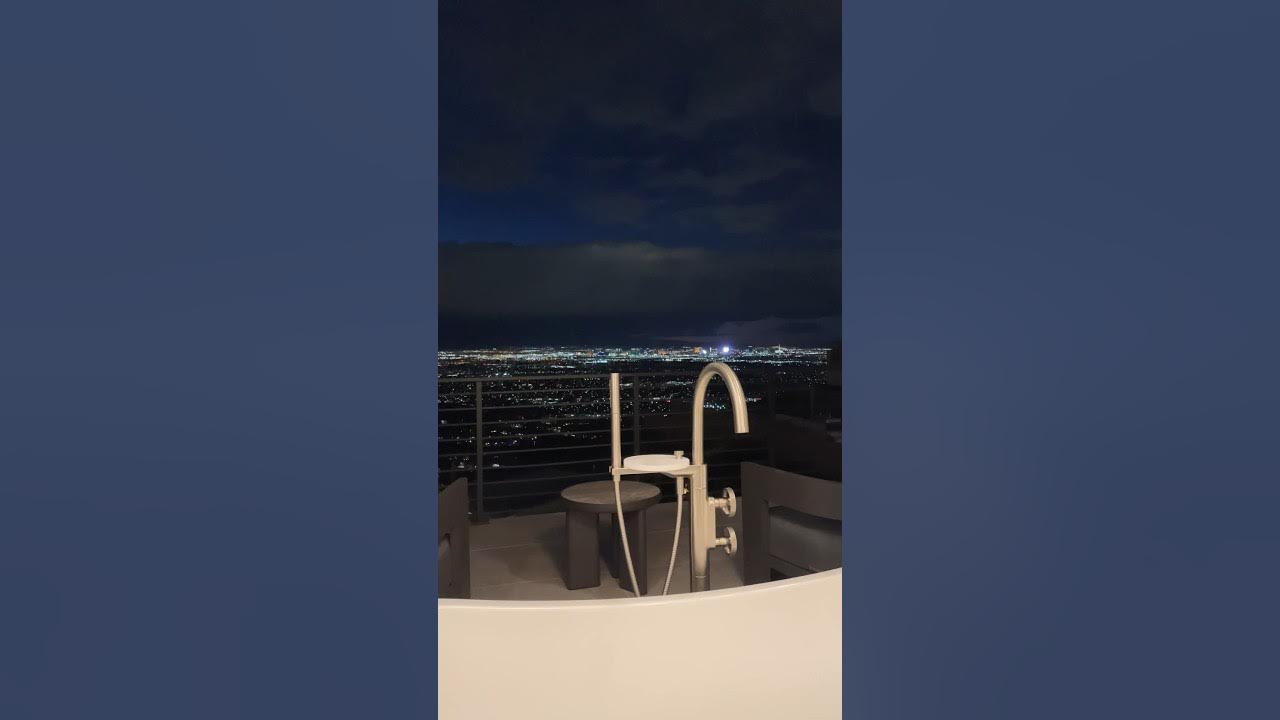 Insane Bathtub Views at SkyVu in MacDonald Highlands - YouTube