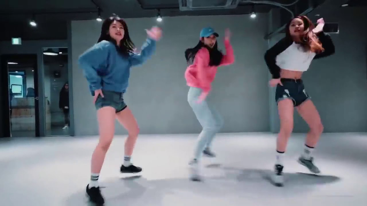 Cool dancing girls part-24 - YouTube