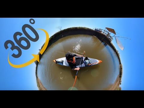 KAYAK 360° VIDEO 4K - YouTube