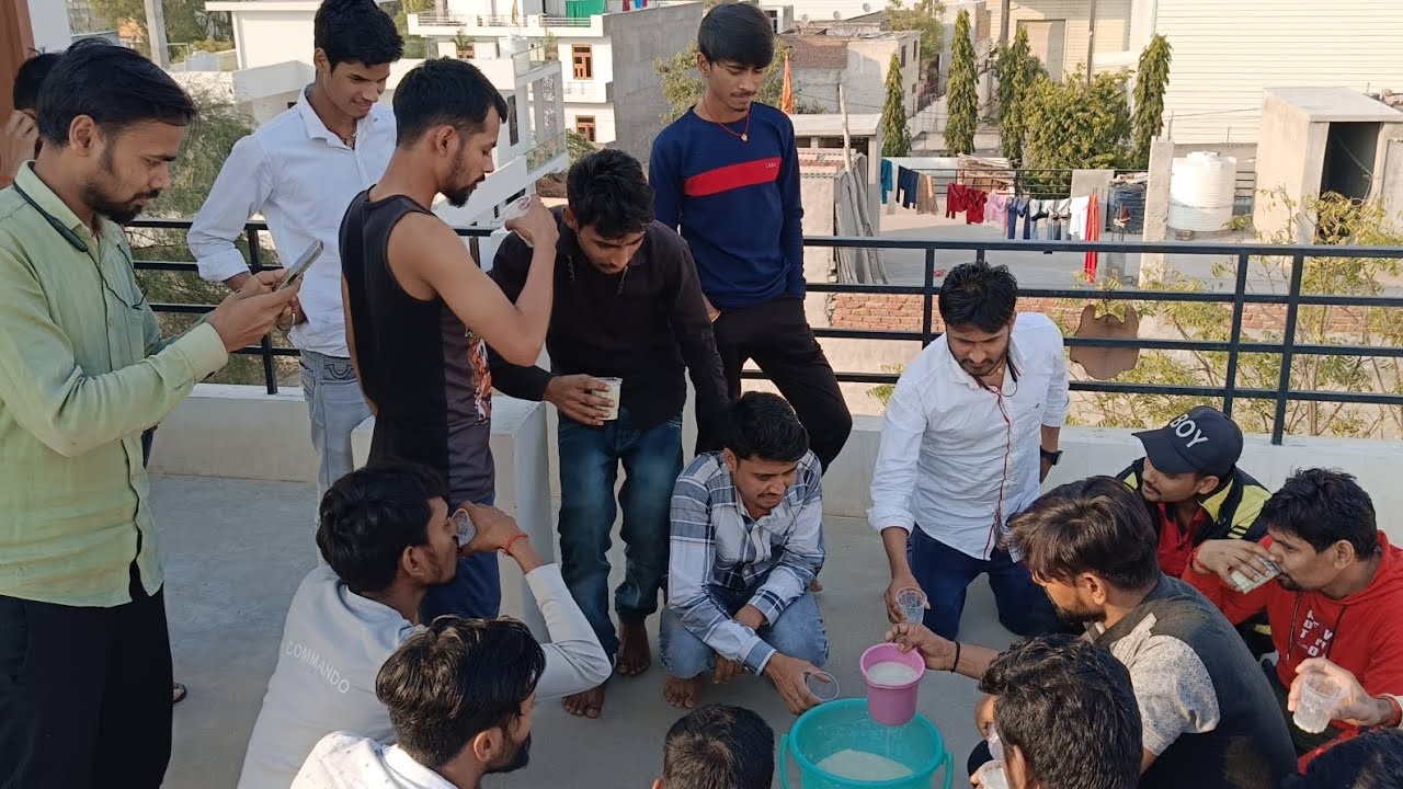 bhang party in mahashivratri - YouTube