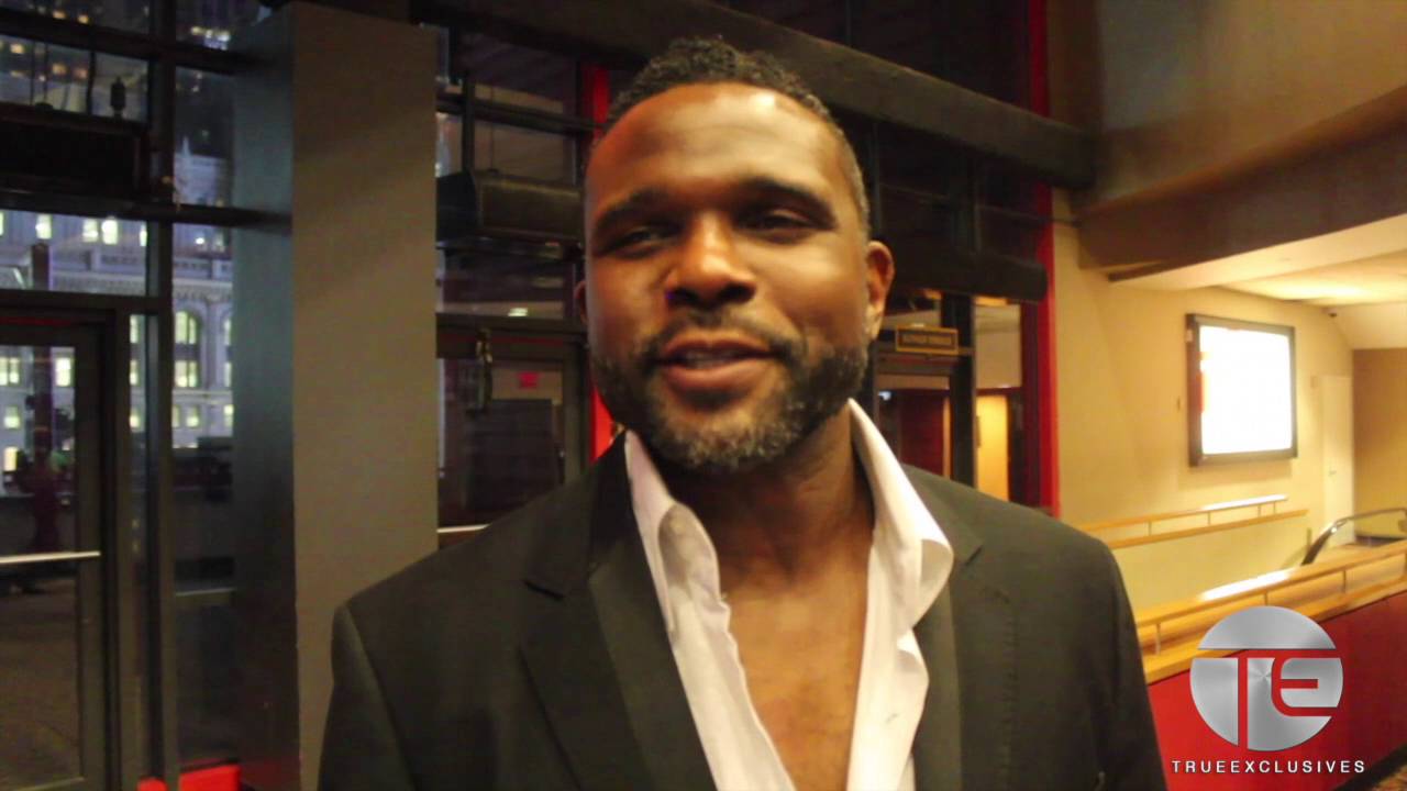 Darius McCrary Sings Acapella & Talks "Family Matters" Reunion - YouTube