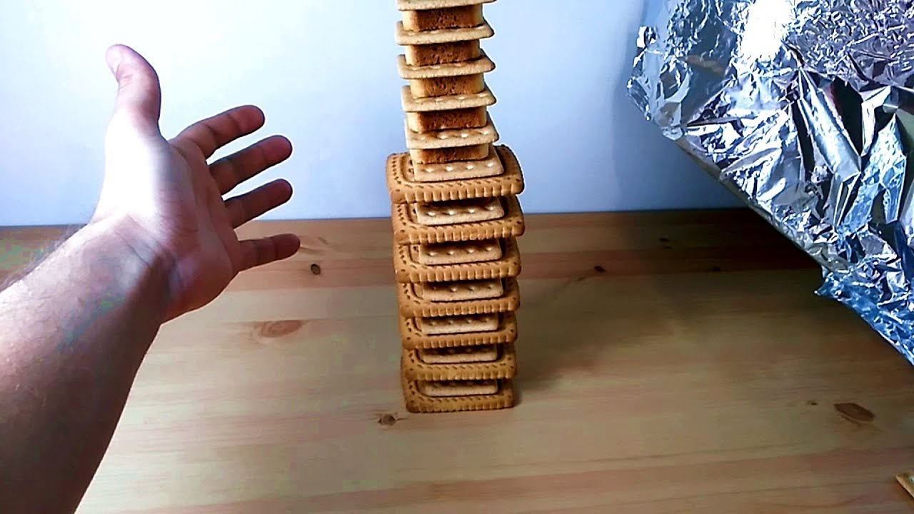 TOWER OF BISCUITS AND CRACKERS LIFE HACK FOR THE KITCHEN - YouTube