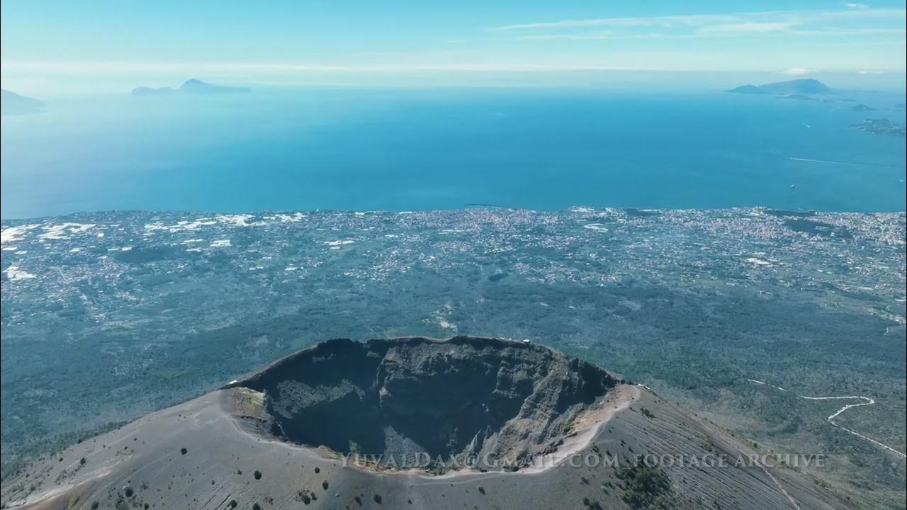 Vesuvius aerial view / ITALY - YouTube