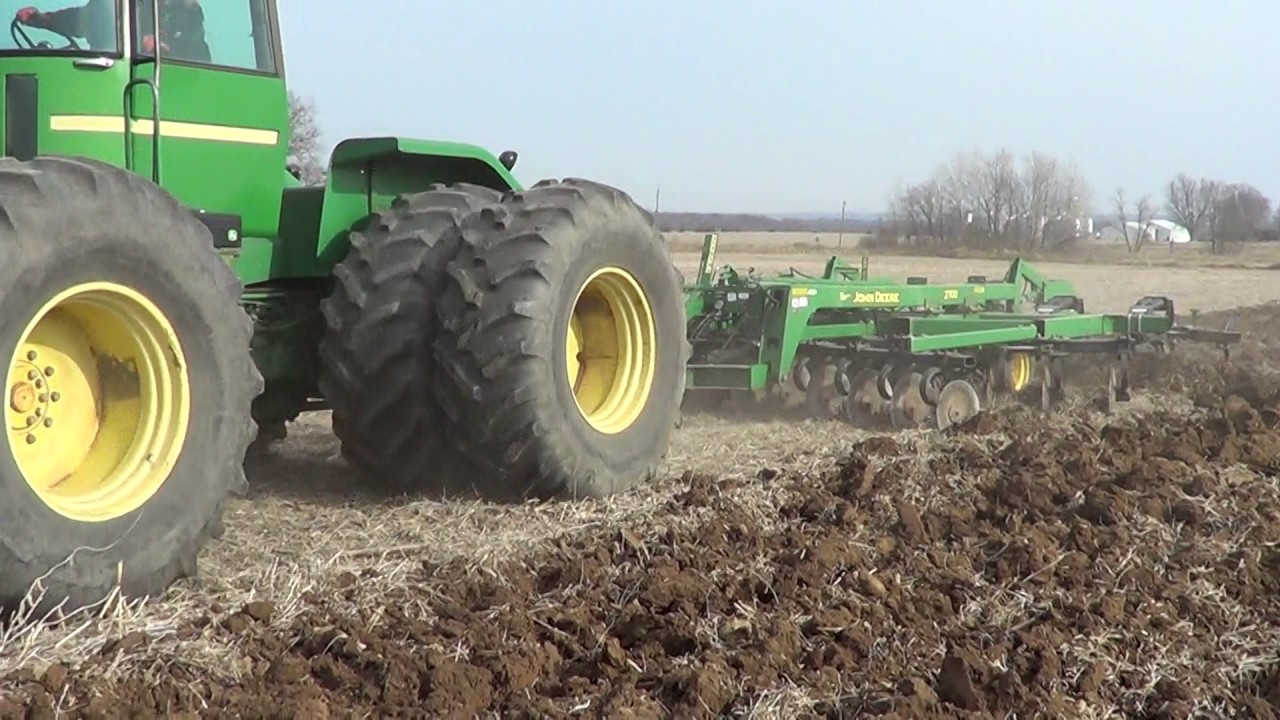 John Deere 8850 2700 Ripper - YouTube