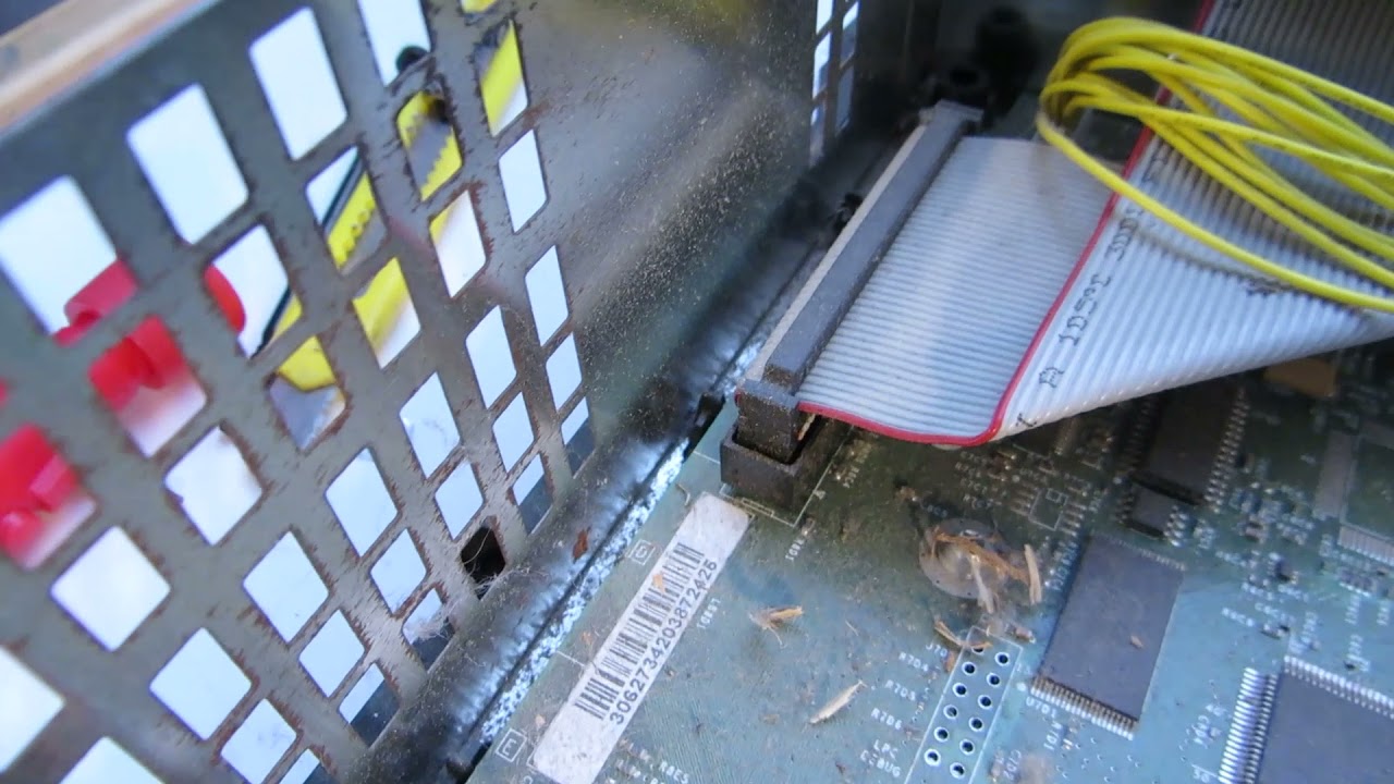 2021 Faulty Original XBOX ! Clock Capacitor Leaked & damaged the ...