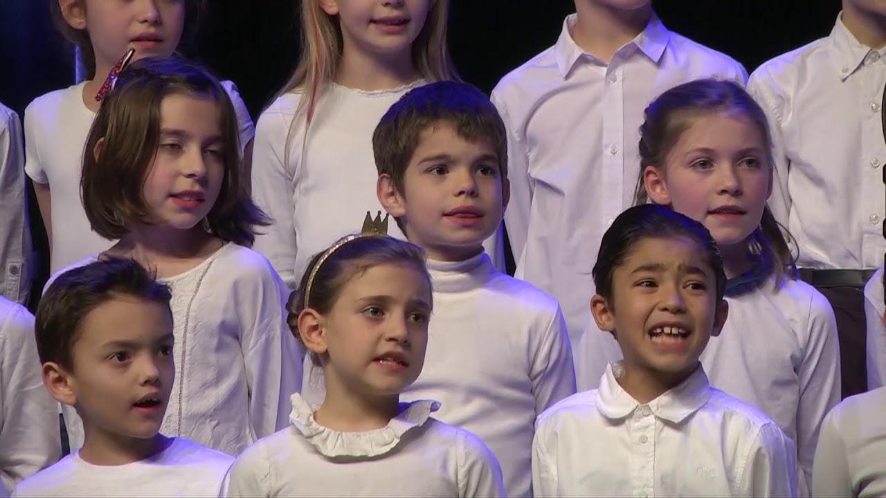 CHORALE D 'ENFANTS (projet pédagogique la chorale à l'Ecole) - YouTube
