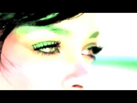 Russian Roulette - Rihanna ( with lyrics ) - YouTube