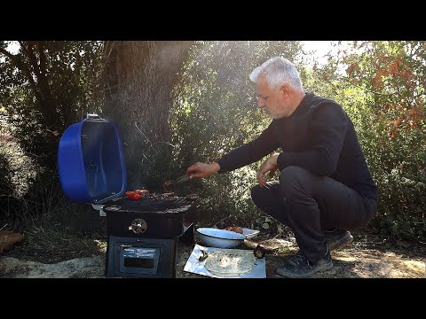 İŞÇİ ARKADAŞLARLA MANGAL KEYFİ | KUZU PİRZOLA VE KÖFTE | Doğada Odun Ateşinde Yemekler