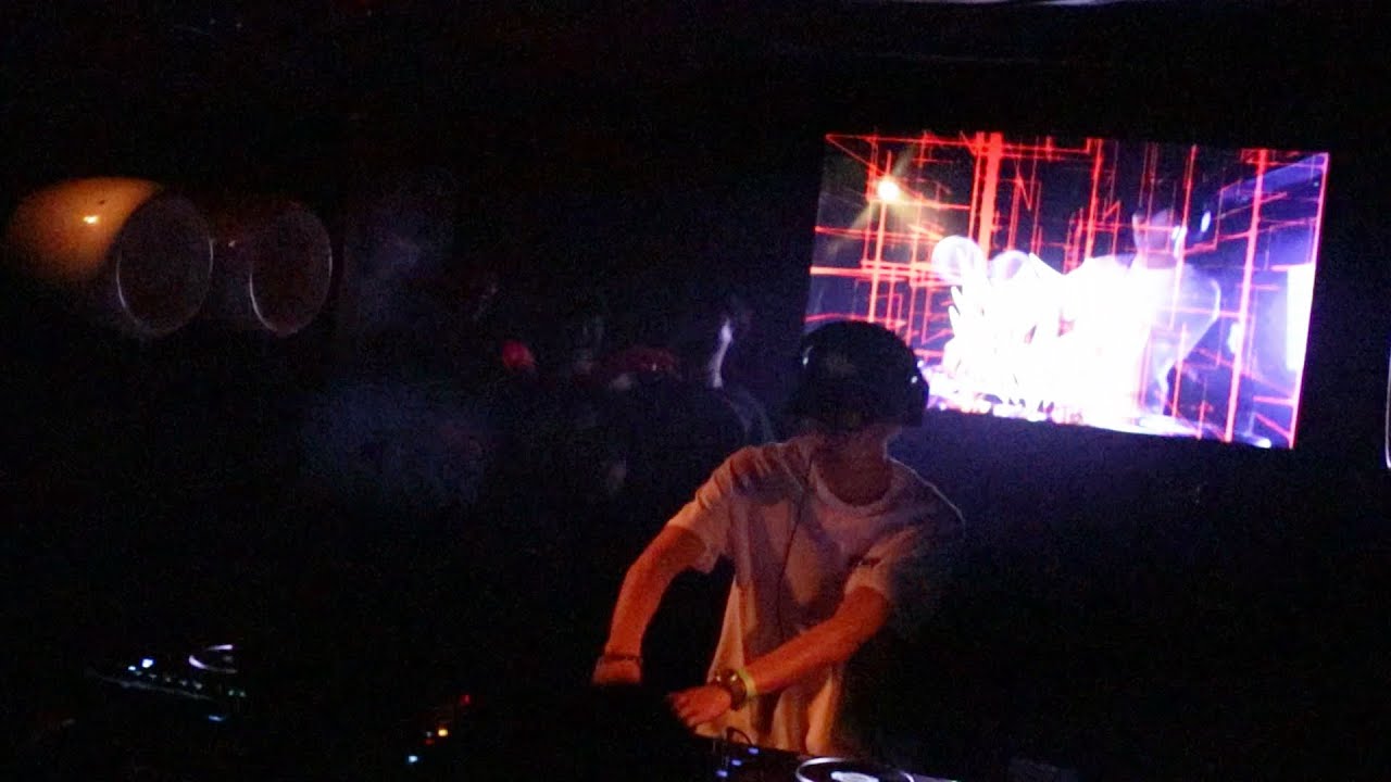 DIECHI LIVE CIRCUS OSAKA JAPAN [4K] - YouTube