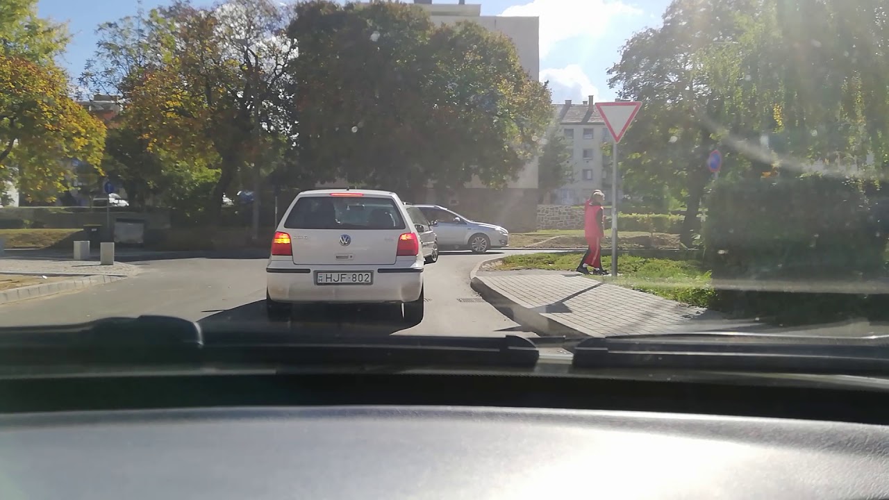 Körtvélyes - Komló shell kút - YouTube