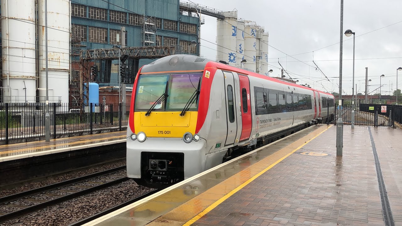 DB 66055 working a bin train, unbranded Avanti Class 390’s and TFW ...