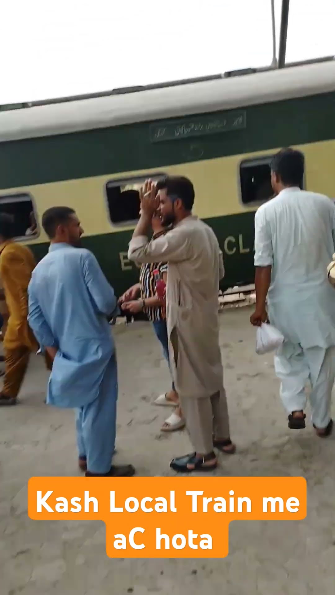 Pak Railway Nizam bht kharab hai Rent Itne Expensive or Service's ...