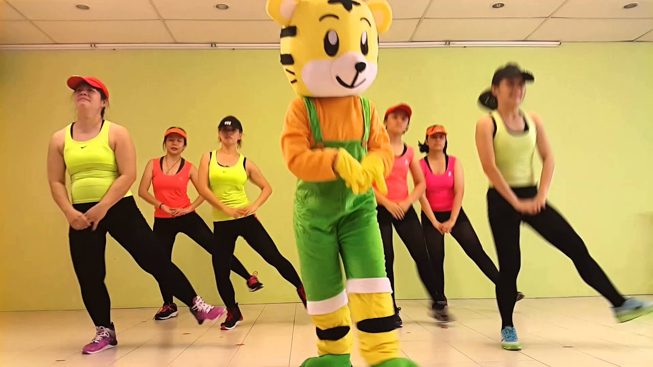 PSY Daddy Dance(Zumba)@巧虎by Connie Slimming Dance - YouTube
