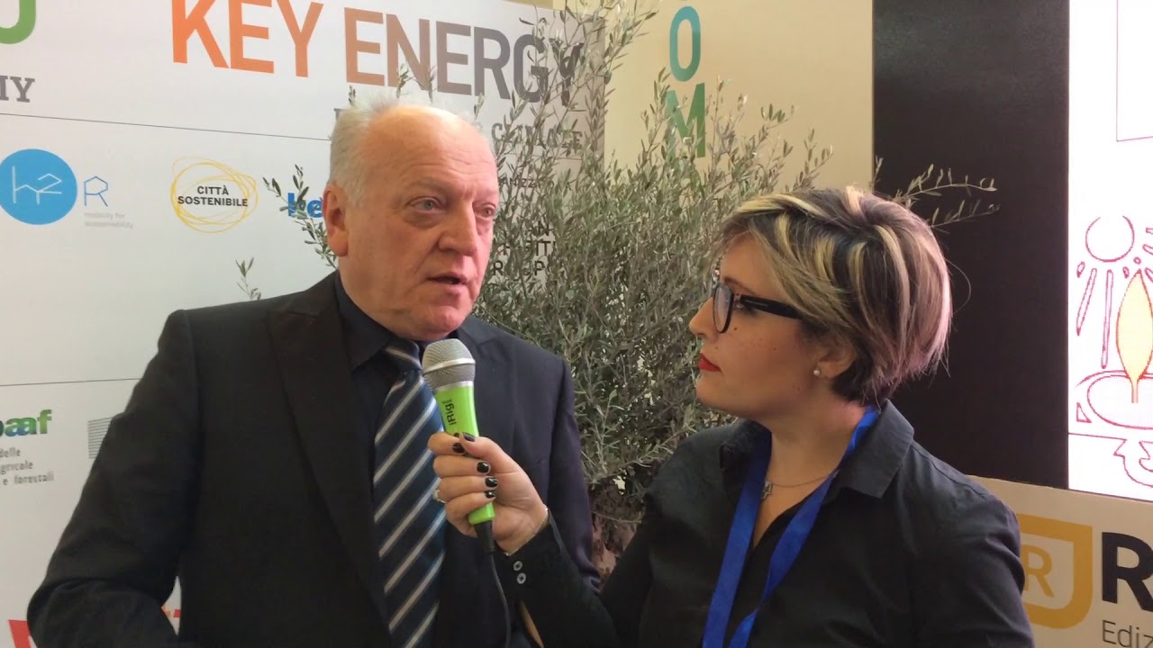 Intervista ad Edo Ronchi per la Green Economy. Ecomondo - YouTube