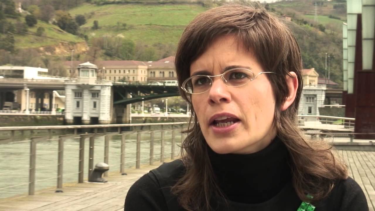 Testimonio María Mur - YouTube