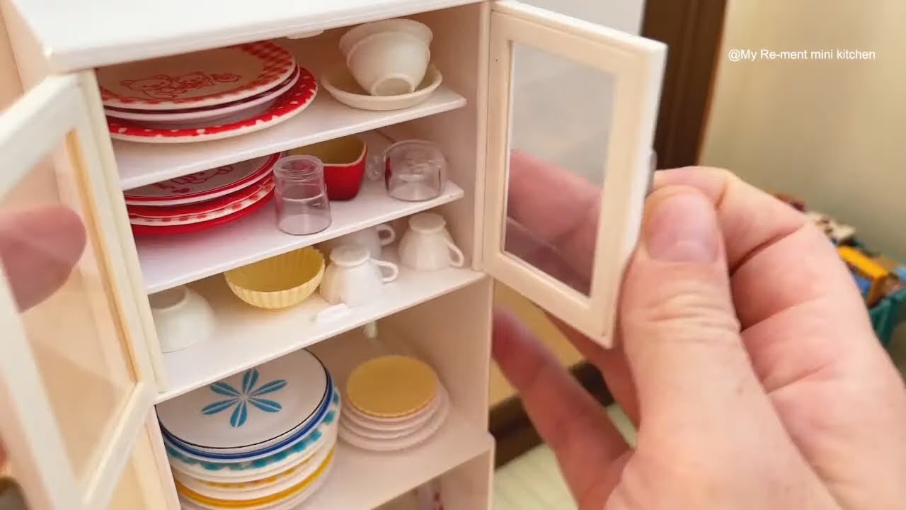 Miniature Cooking in my Rement mini kitchen 🥳🤩 - YouTube