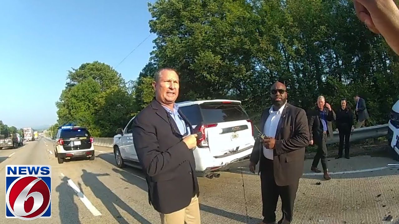 New video shows new angle to DeSantis motorcade crash - YouTube
