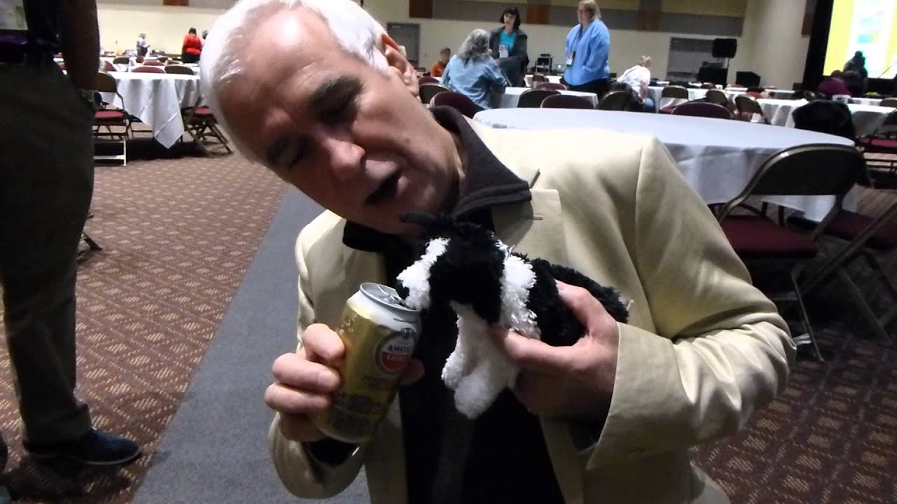 Ruff's lesson with Dr Ian Dunbar - YouTube