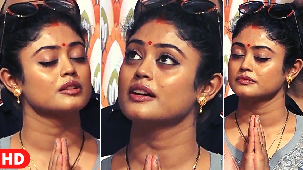 Parampara Tandon Looking Gorgeous At North Bombay Durga Puja 2022 - YouTube