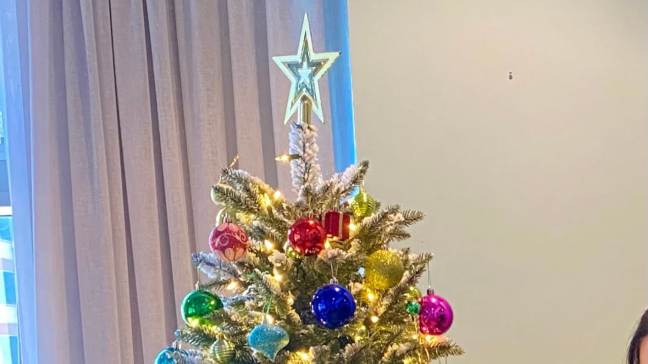 Decorating our cute Christmas Tree - YouTube