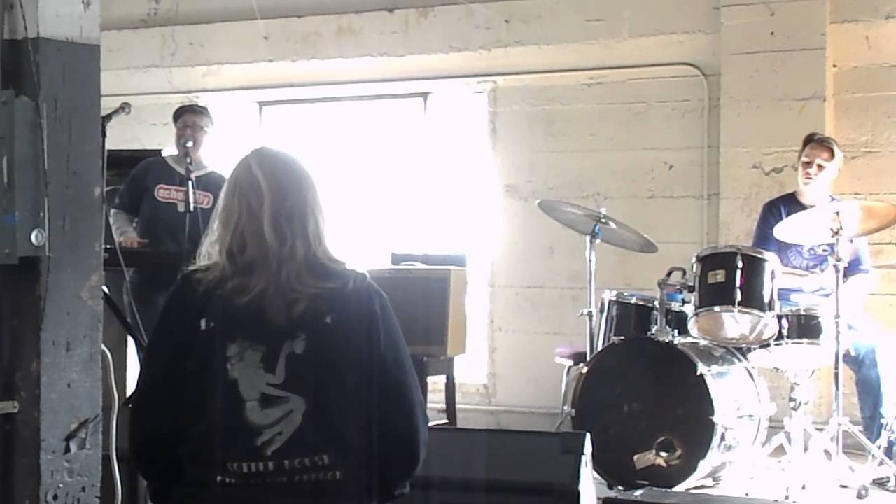 The Mary Sue 2 - Cake - YouTube