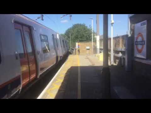London overground class 315 arriving at Bruce Grove - YouTube