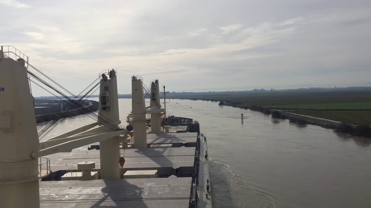 Capt. Miller Navigating the Sacramento Ship Channel - YouTube