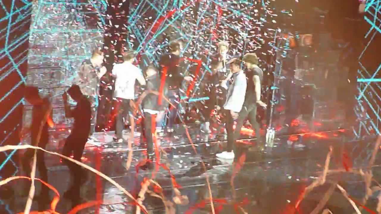 One Direction & 5SOS frolicking around on stage - YouTube