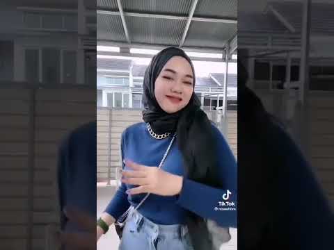 Jilbab ketat gunung gede