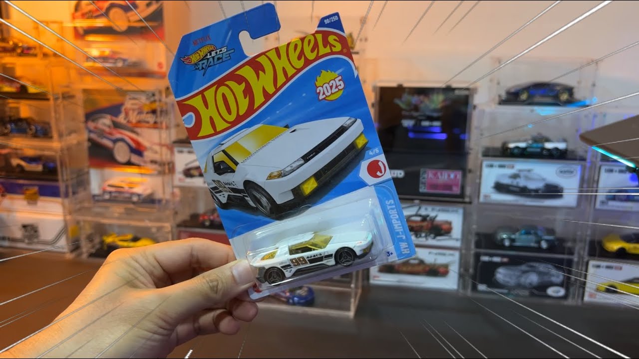 Unboxing Hot Wheels Hako Type D! Netflix Futuristic Fantasy! - YouTube