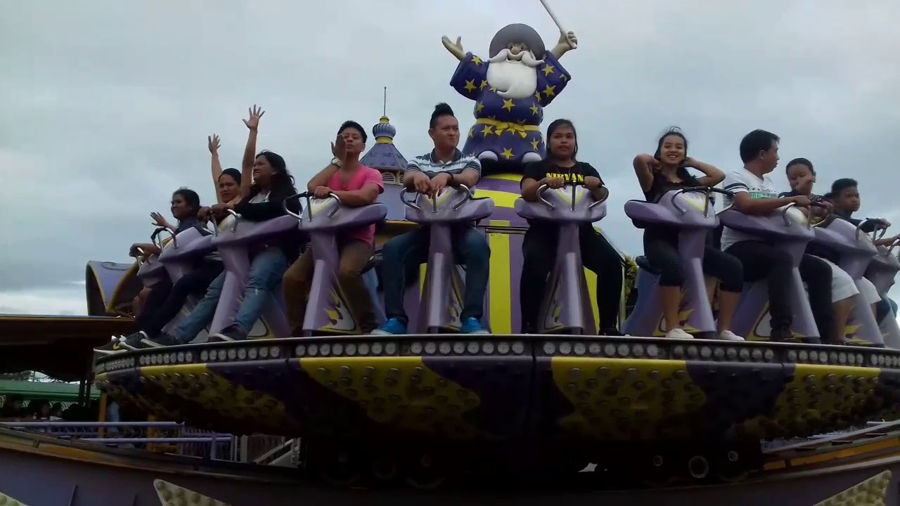 Enchanted Kingdom Disc O Matic - YouTube