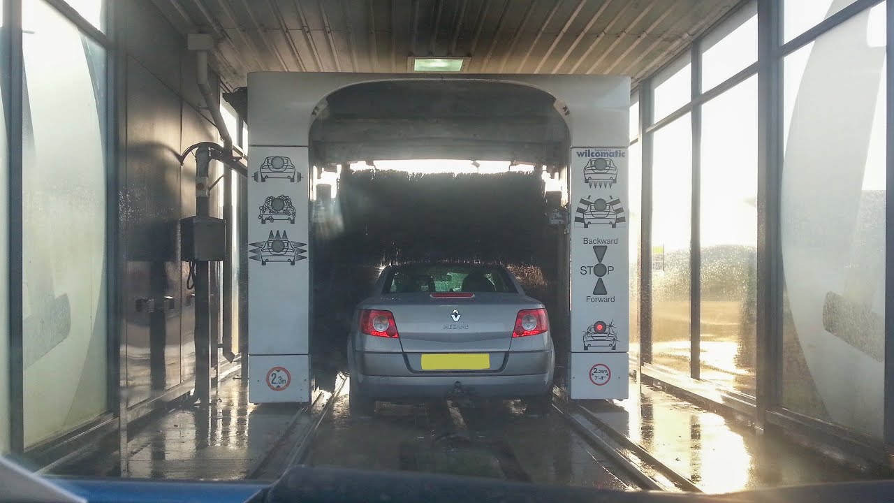 Christ Varius C163 at Morrisons - YouTube