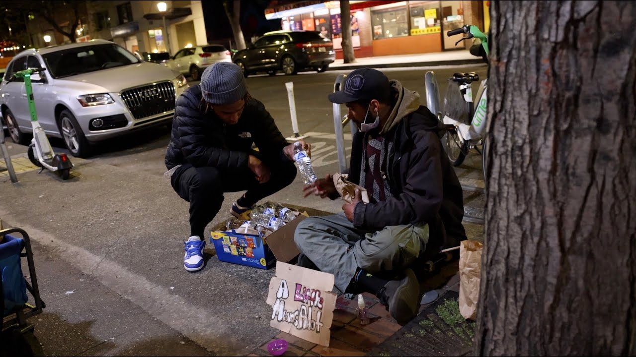 Giving Away 100 Sandwiches to the Homeless Community in Seattle | Thank ...