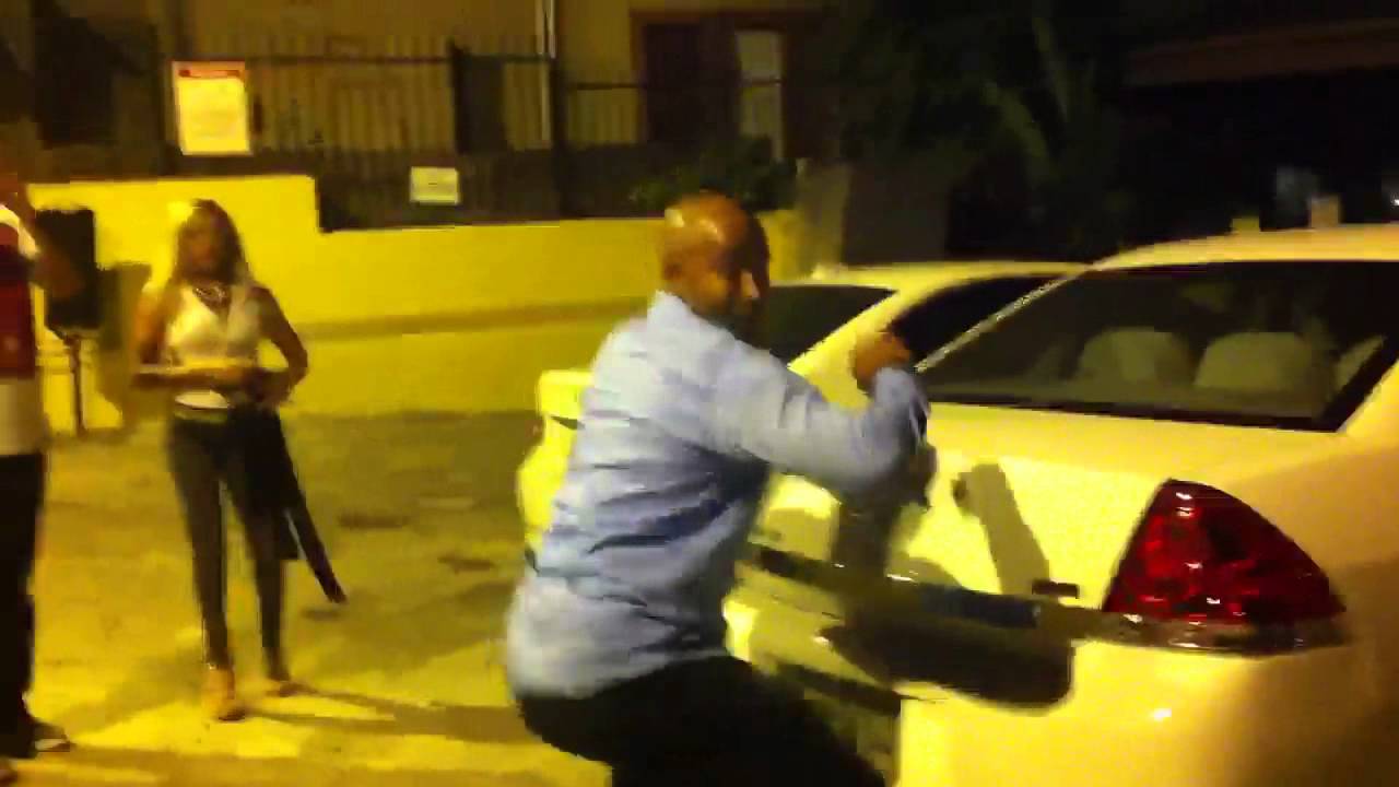 Iris teaches how to dance Creu - YouTube