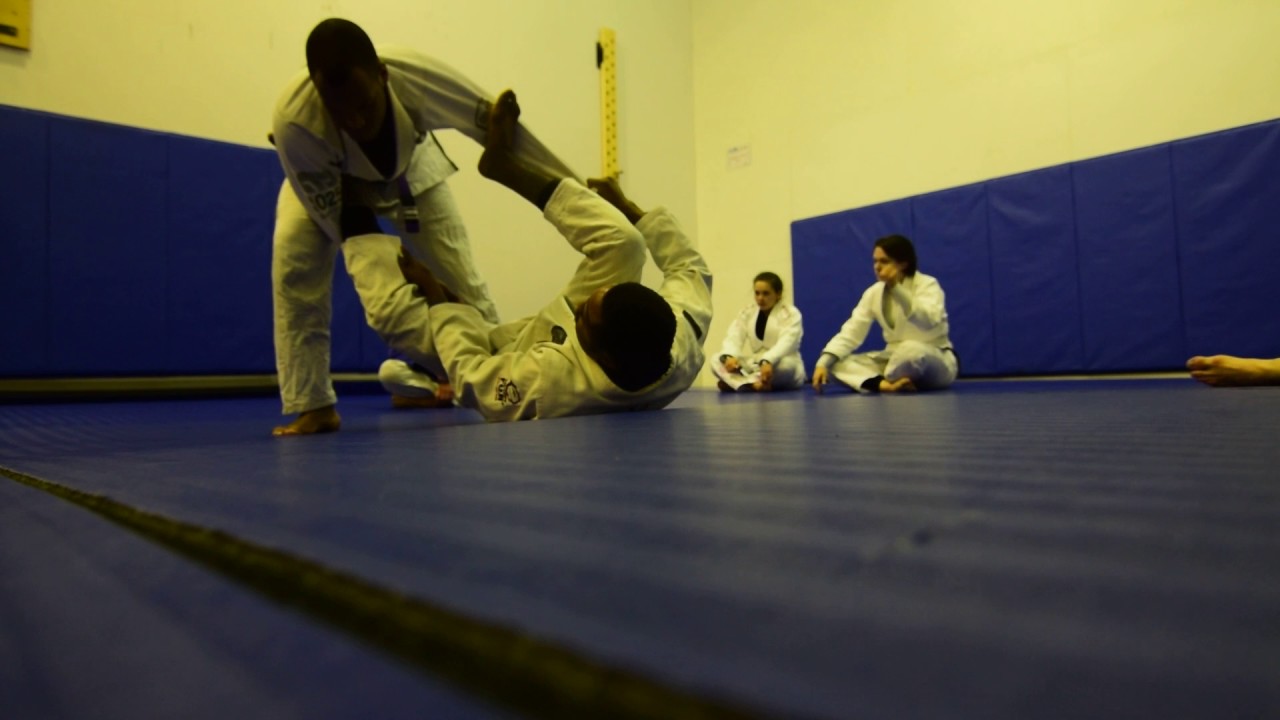 Leg Lasso Introduction - YouTube