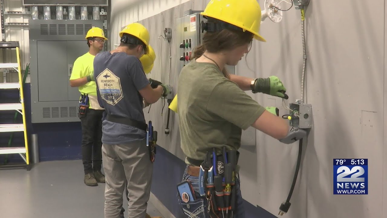 ELM Electrical provides training seminars to high school students - YouTube