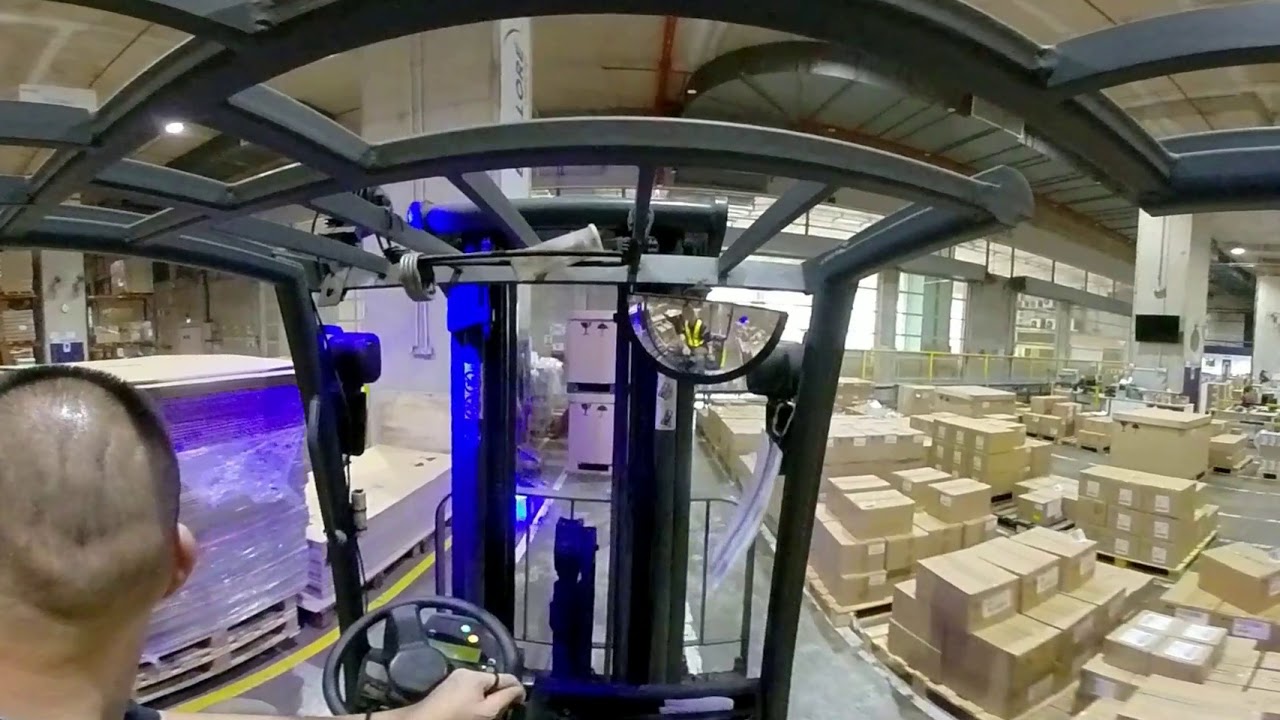 forklift 360 view - YouTube