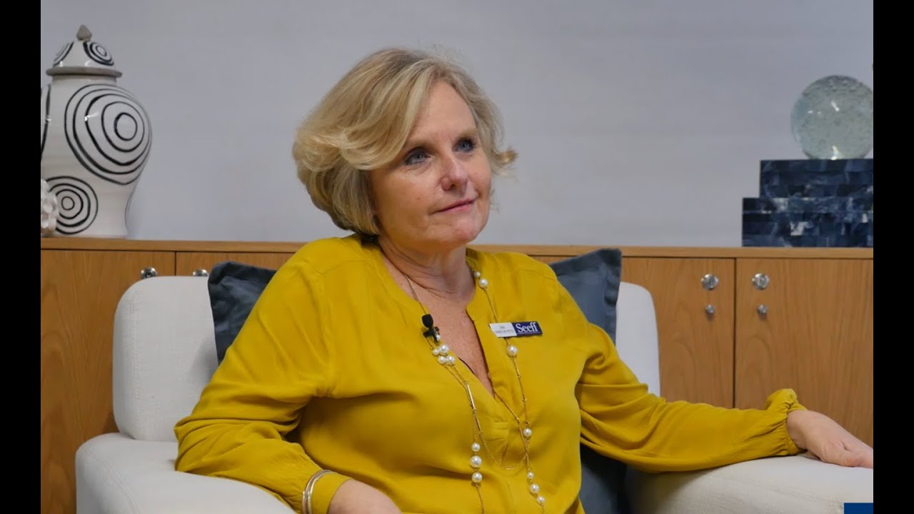 Meet Lara Hamilton-Potts - YouTube