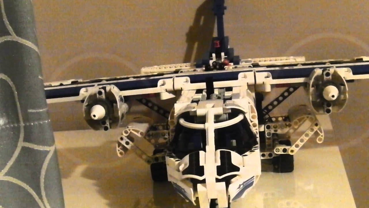 LEGO Technic Cargo Plane 42025 Review - YouTube