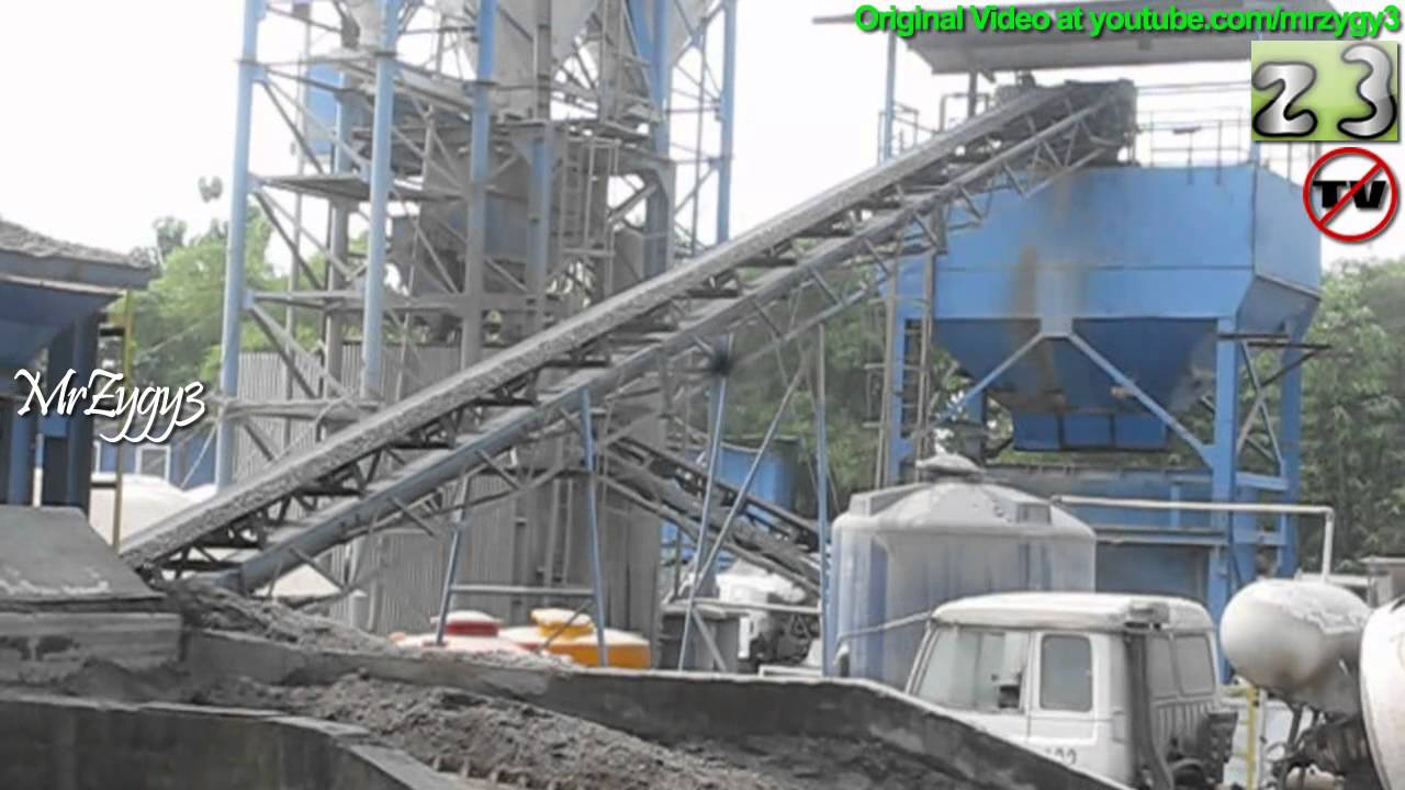 Wheel Loader Liugong Working at Batch Plant - YouTube