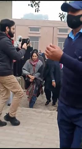 Qaseem Ali Shah in Multan College - YouTube