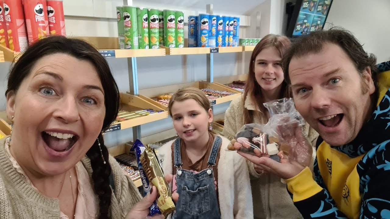 Kører på Ros Torv for at tage i biffen😀BLANDER SLIK TIL FILMEN🍬 - YouTube